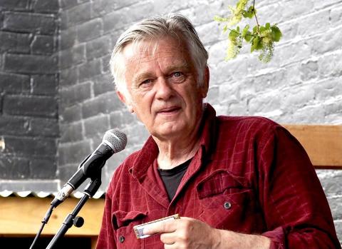 Sally Goldner presents a tribute to Broderick Smith | 3CR Community Radio